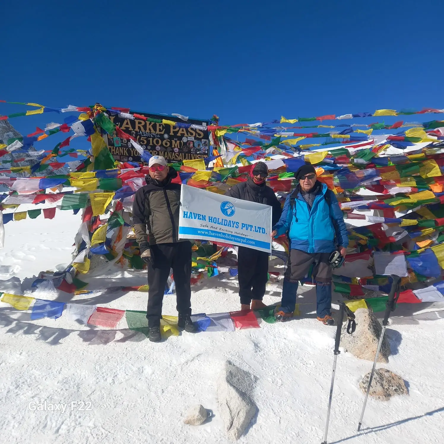 Trekking from Dharmasala to Bimtang via Larkya La: A Guide
